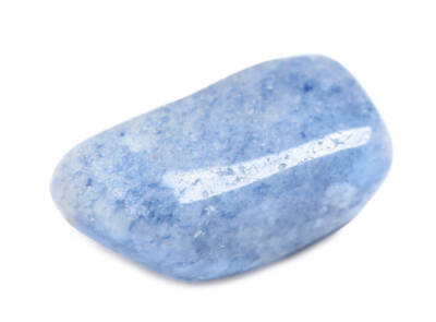 Blue Quartz 101: Meaning, Properties & Benefits