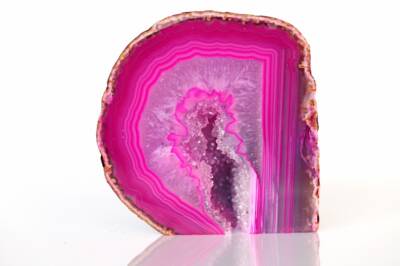 Pink Agate: Meaning & Healing Properties Guide