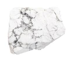 Howlite 101: Meaning, Healing Properties & Benefits